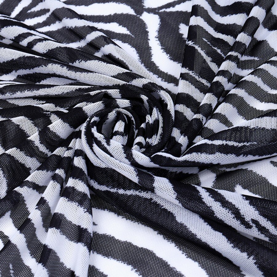 Сетка эластичная TBY. SZ025816 100г/м² принт Зебра ш.160см, цв. белый+черный уп.3м