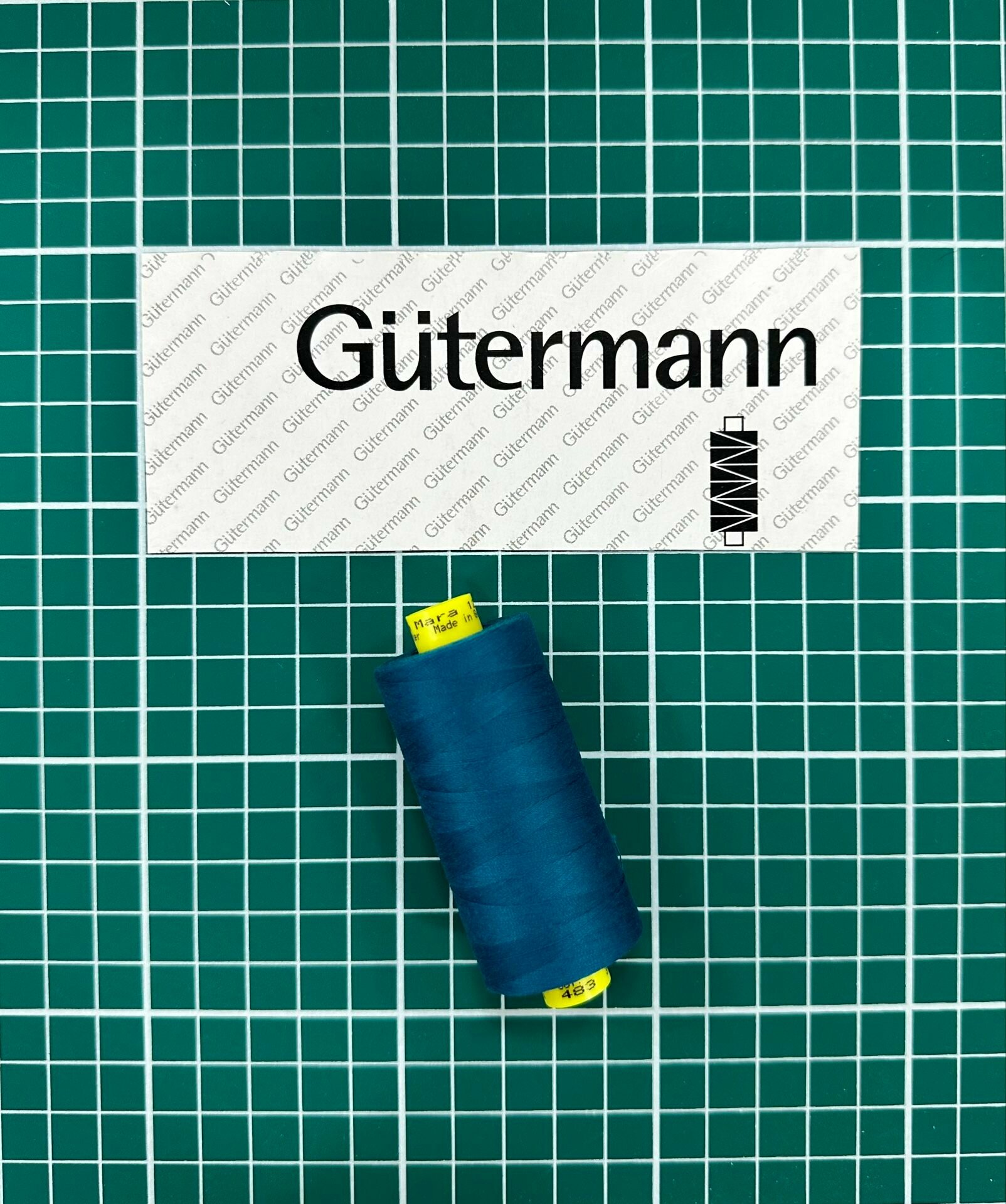 Gutermann Mara 120; col: 483 (1000 м) Нитки для шитья