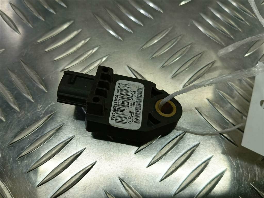 Датчик удара (AIR BAG) Б/У для Hyundai GETZ I (2002—2005) I рестайлинг (2005—2011) 95920-2F100