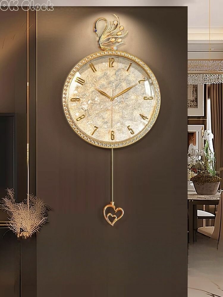 Роскошные настенные часы из ракушек