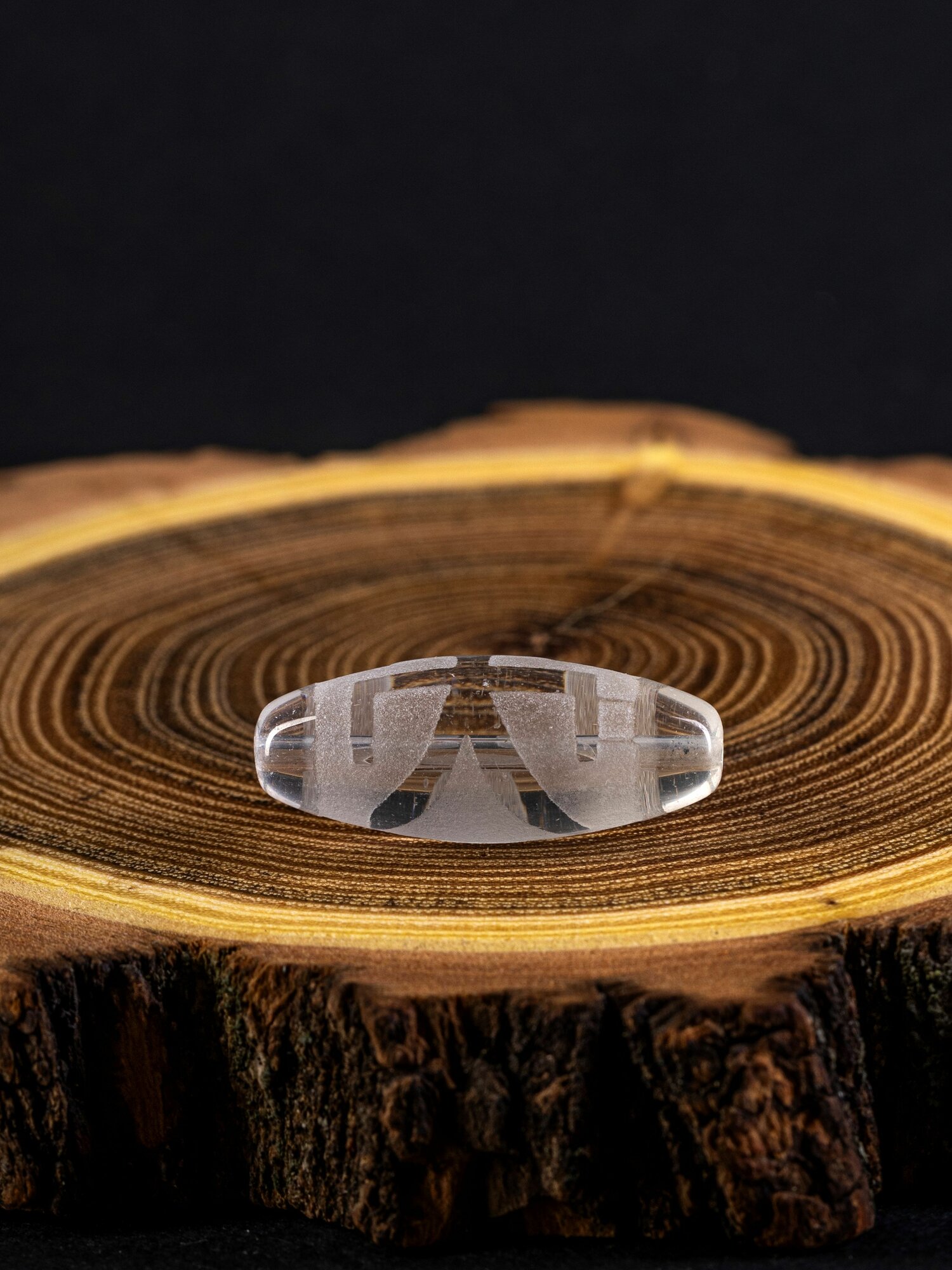 Бусина дзи Аристократ (Большой человек) горный хрусталь