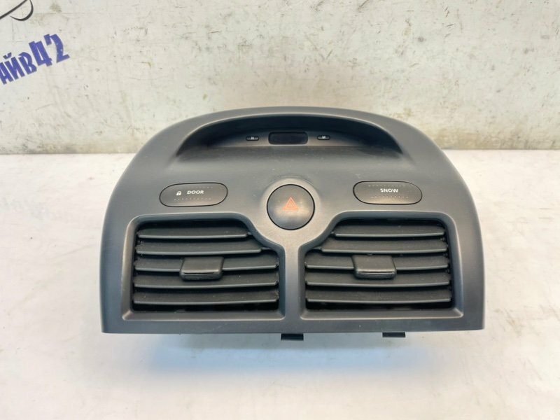 Б/У дефлектор отопителя Nissan Almera Classic 2006 B10 QG16 58548 NISSAN арт. 6825095F0B