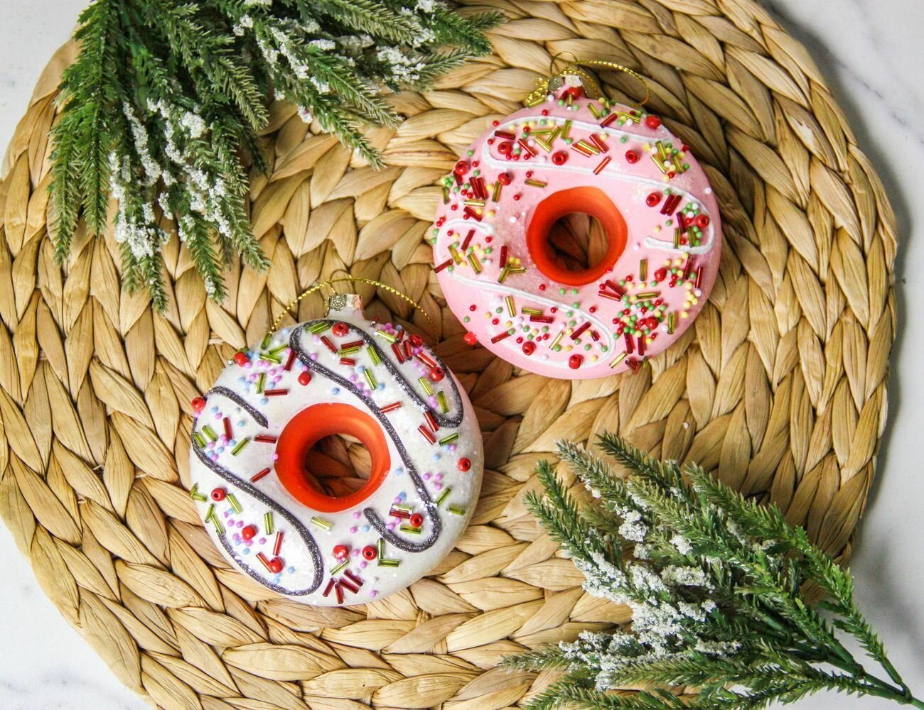 Набор ёлочных игрушек соблазнительные пончики, стекло, 10 см, 2 шт, Kurts Adler ZCI4250-набор