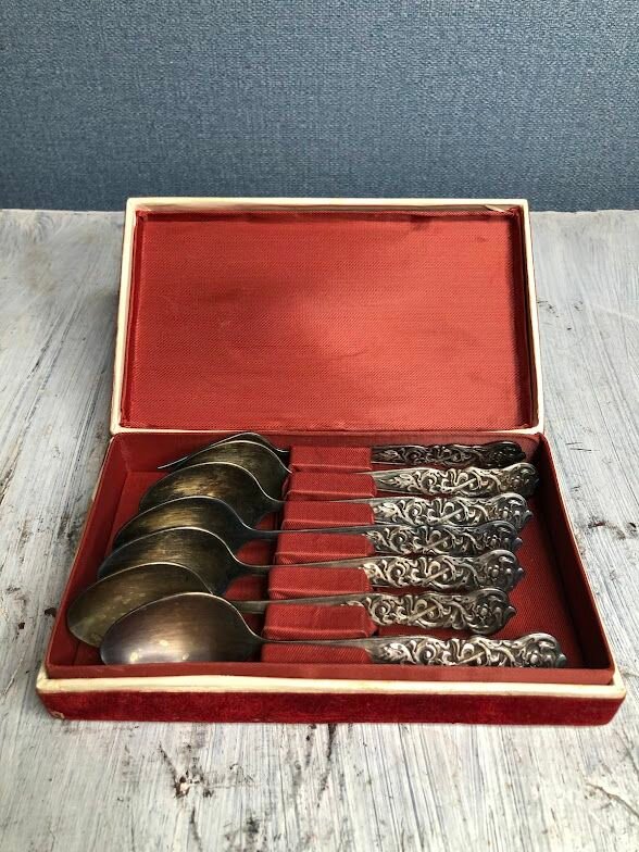 Столовый прибор винтажный, казхудожпром "восточные узоры", ОТК, набор 6 чайных ложек и 1 вилка, мельхиор