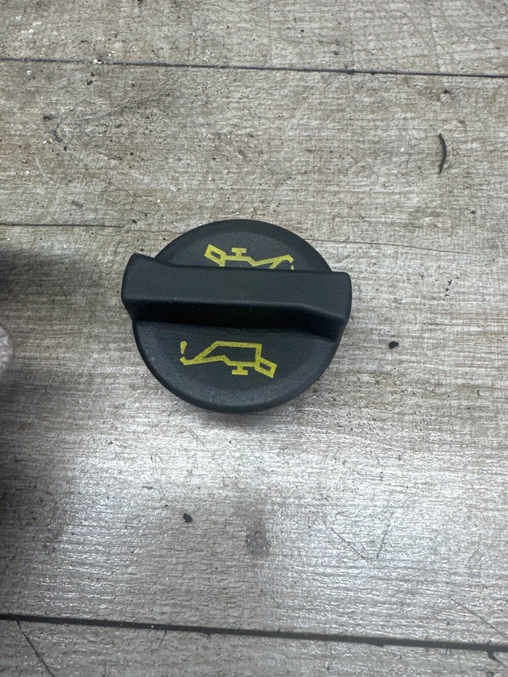 Крышка маслозаливной горловины Ford Focus 1, 2, 3 1135010