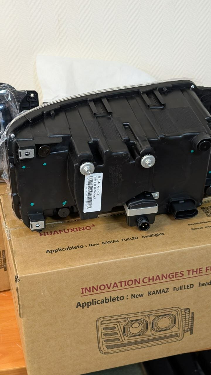 Фары автомобильные — фото 1