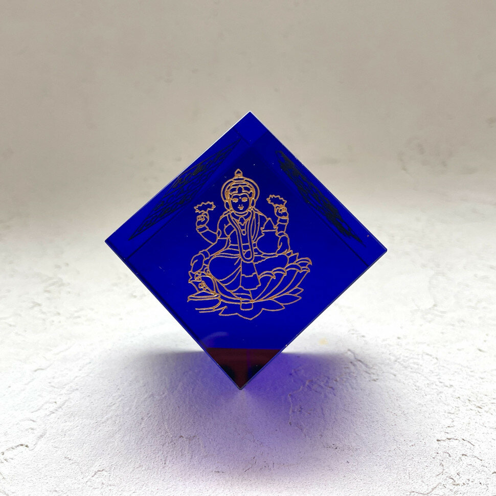 Куб с Лакшми и Ганешей