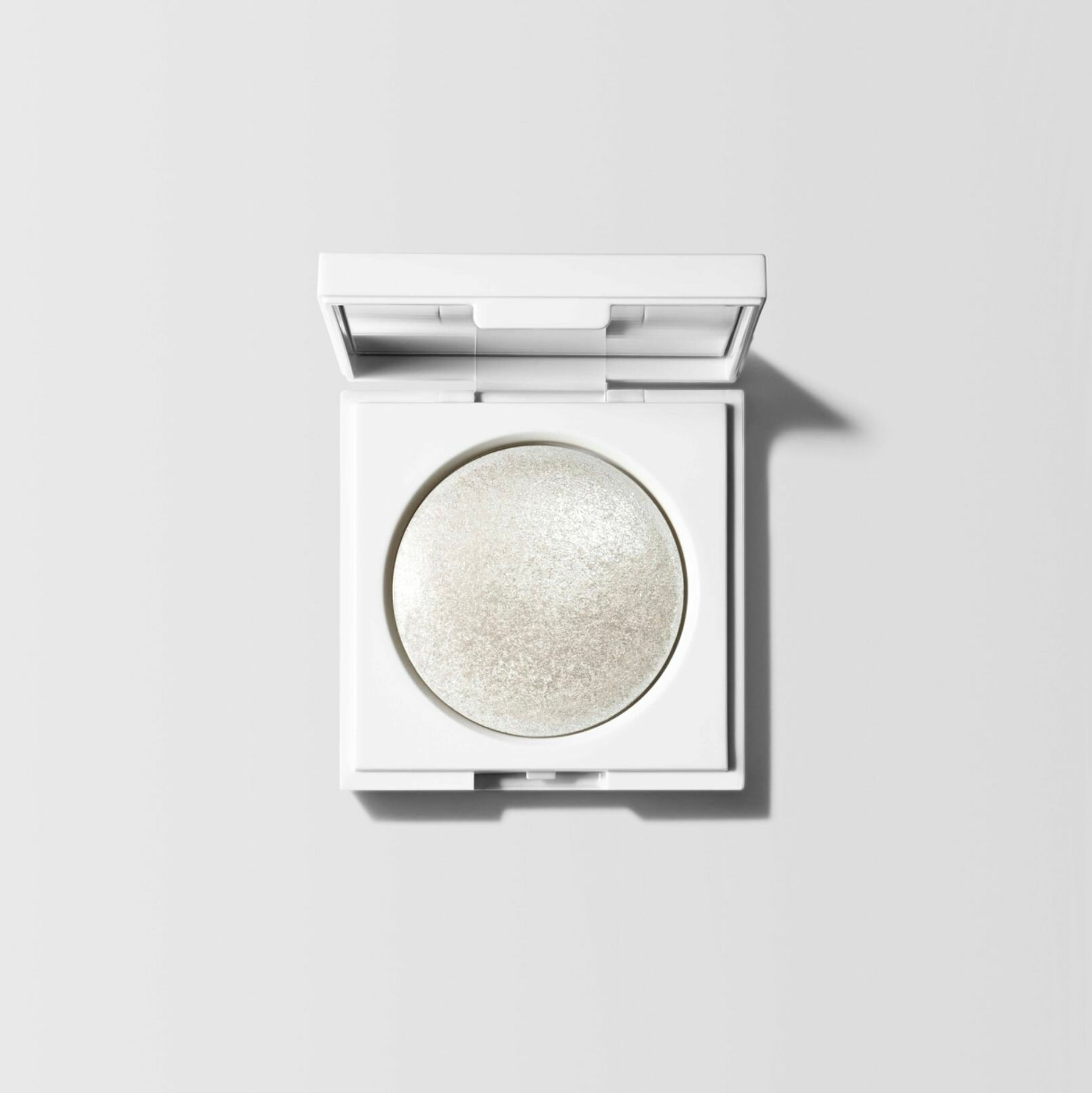 Makeup by Mario Хайлайтер для лица Master Crystal Reflector (Quartz) 3.5 г