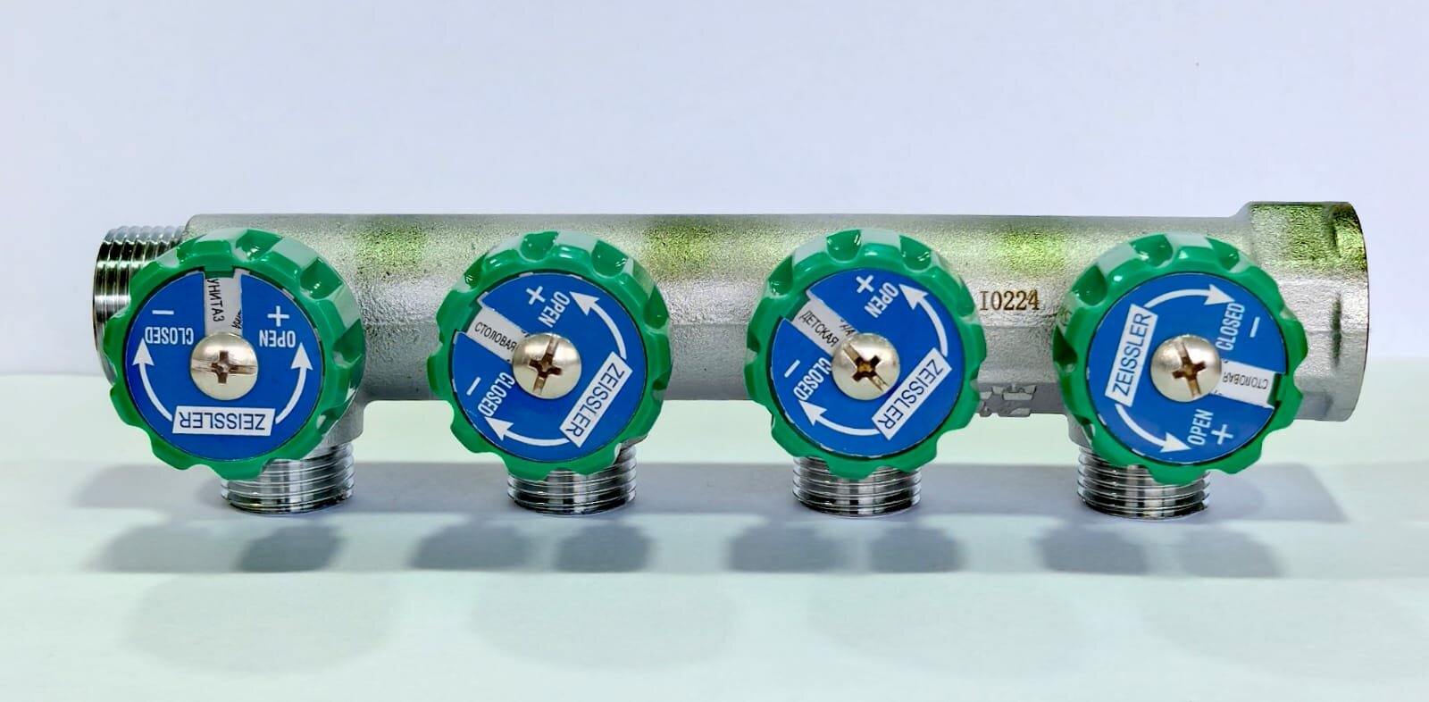 Коллектор регулирующий под евроконус, 4 отвода, 1"х3/4", Zeissler, ZSc.401.0604NE