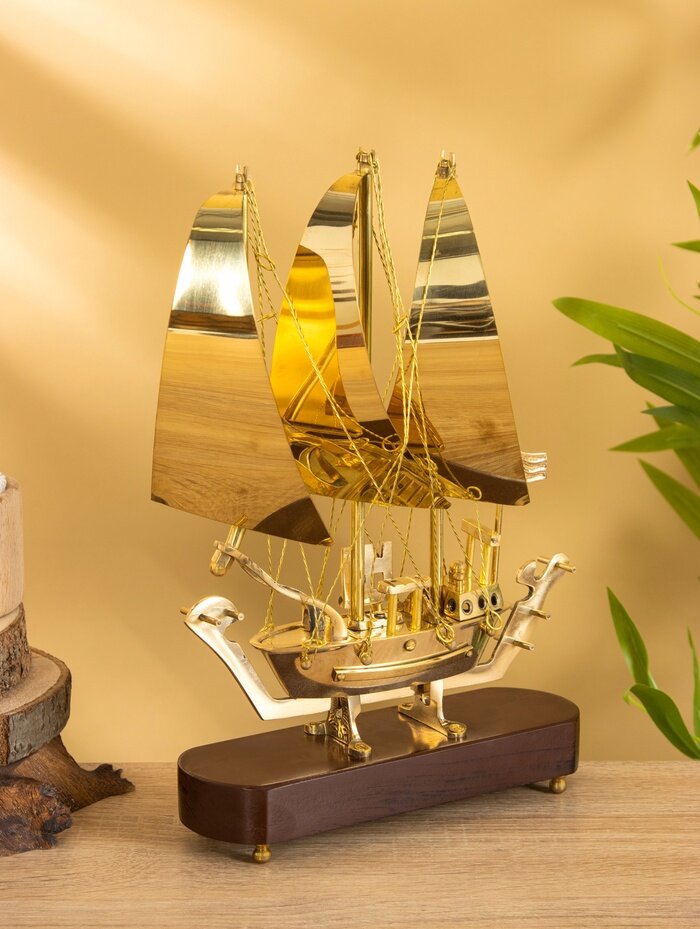 Корабль сувенирный 23х6,5х30 см, латунь