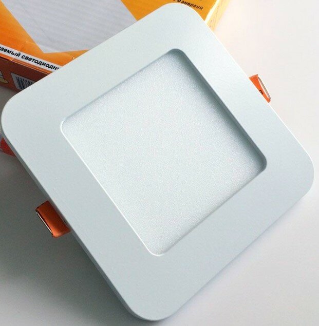 Встраив. потол. свет-к Ecola LED Квадратный даунлайт с драйвером 4W 220V 4200K 85х85х20