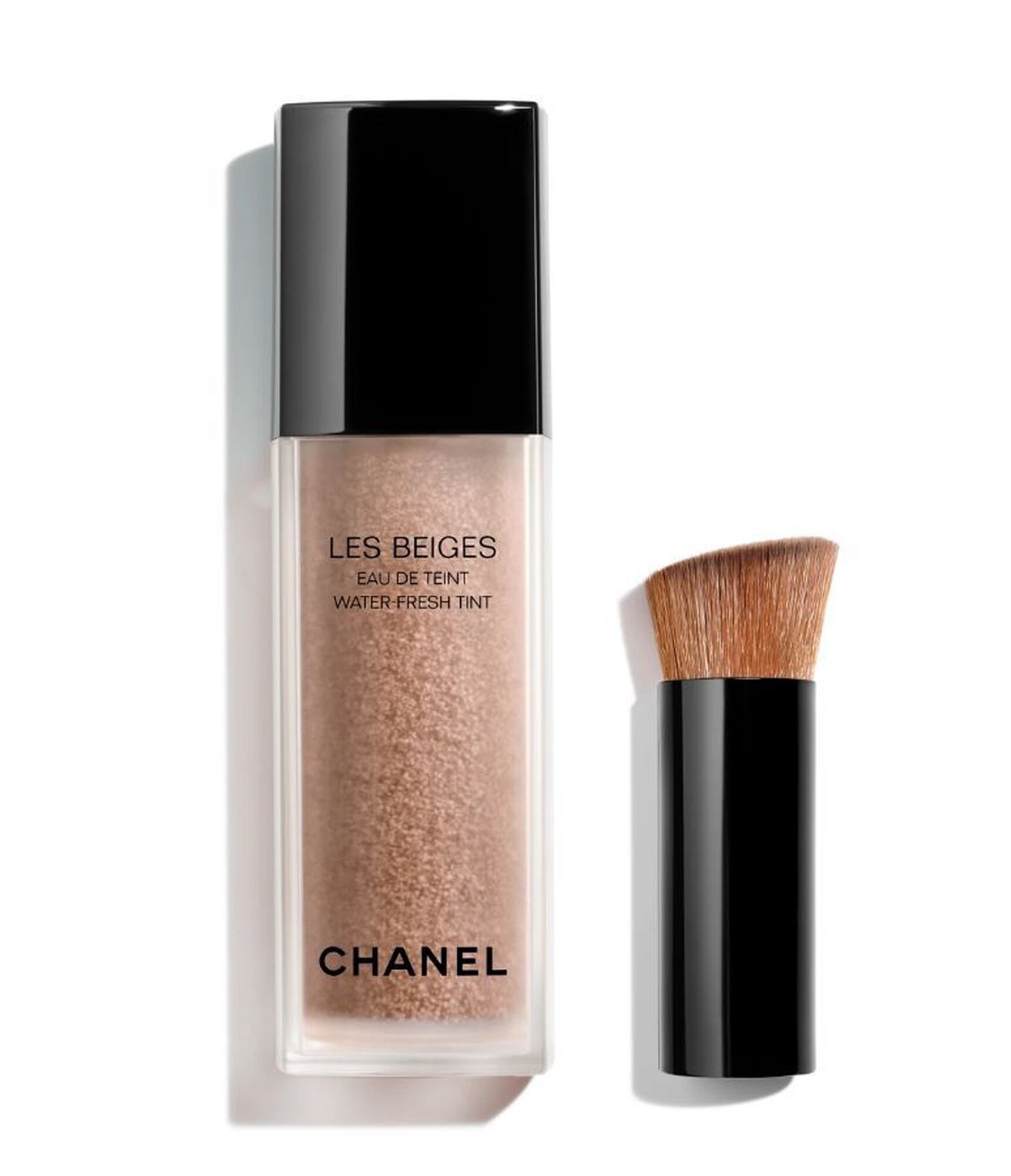 CHANEL Тональный крем с кистью LES BEIGES EAU DE TEINT оттенок LIGHT DEEP