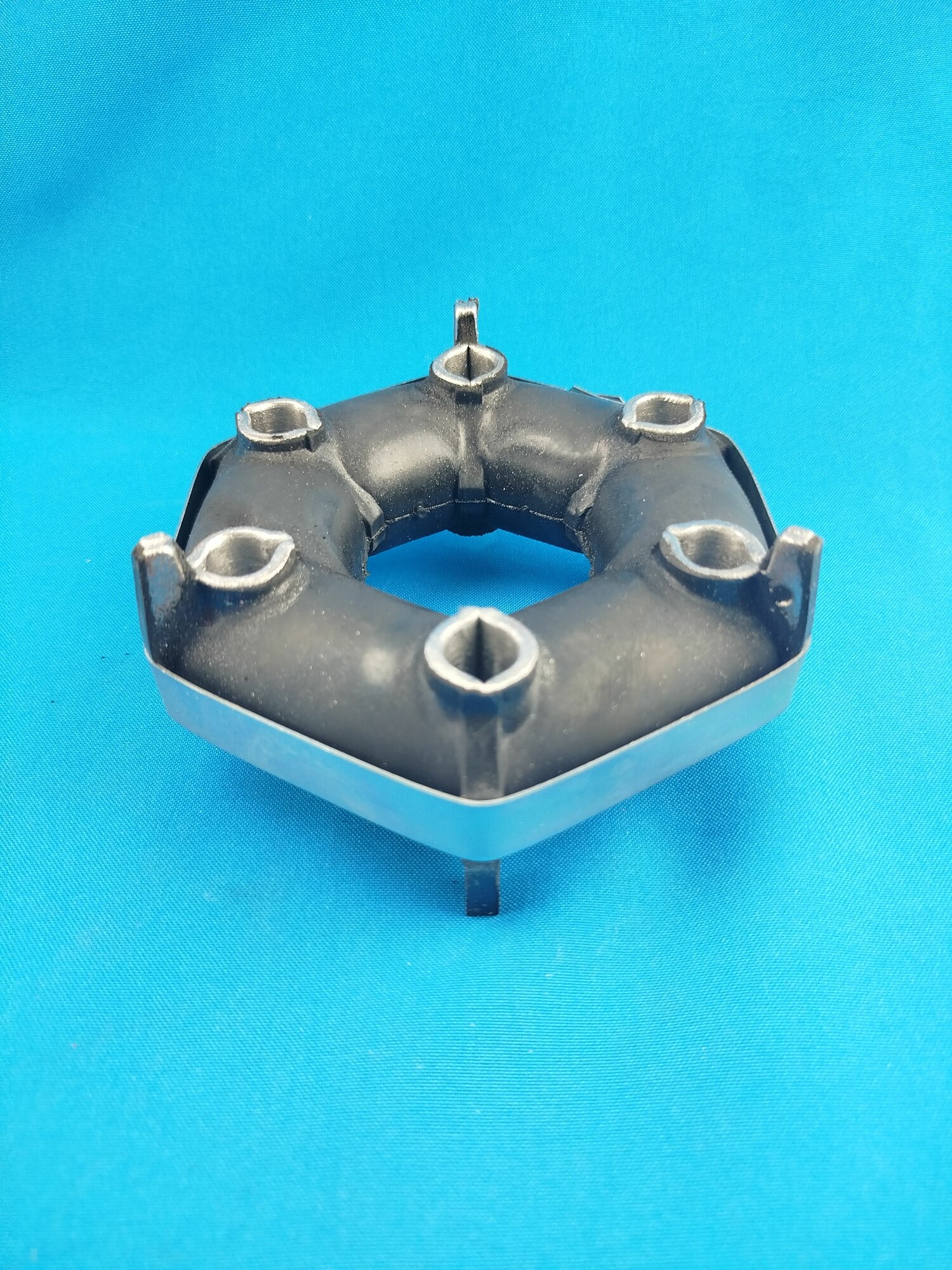 Муфта эластичная (джуба) "БРТ" для автомобилей ВАЗ 2101-07, Нива