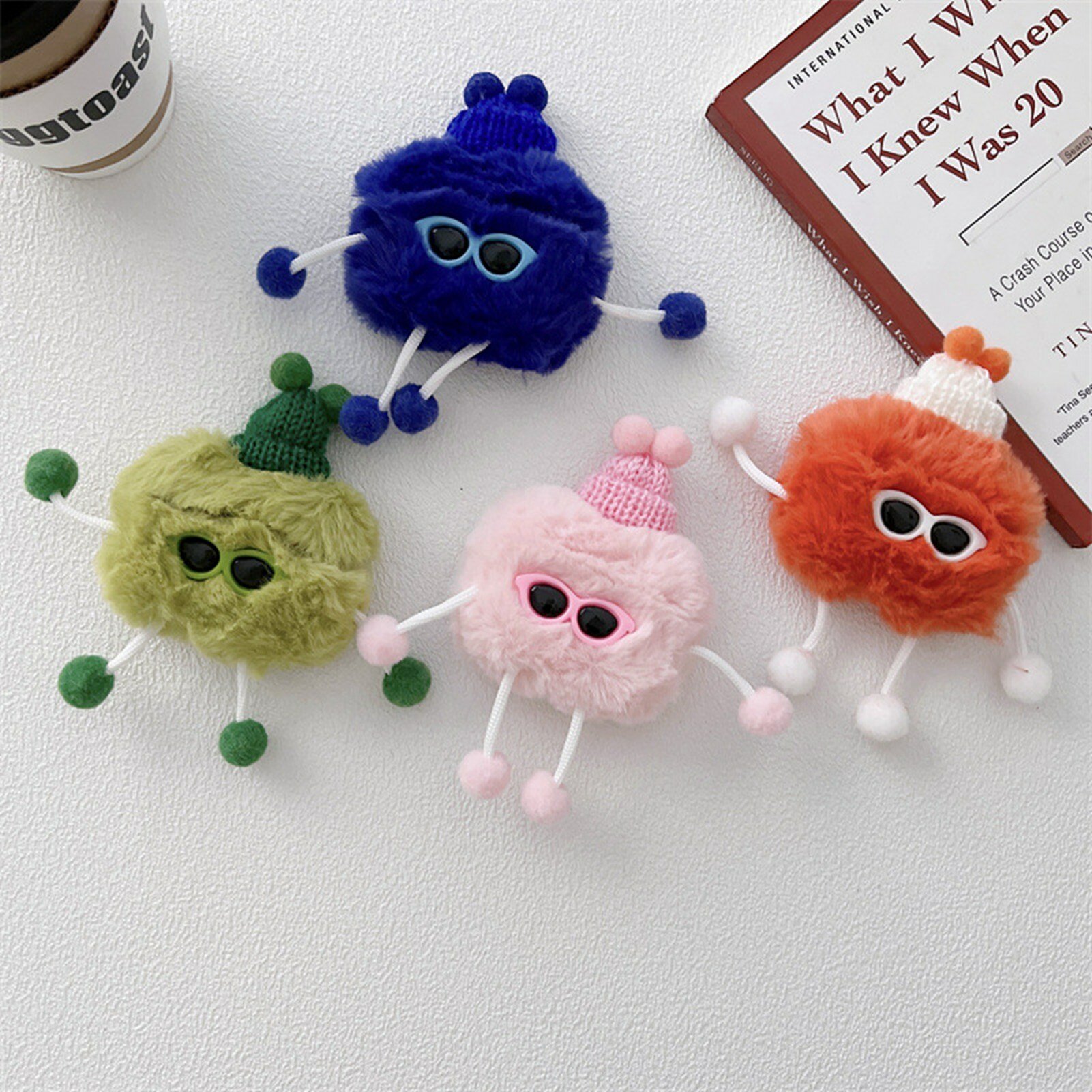 Плюшевый защитный чехол для наушников IOS (1/2 поколения) в форме человека с солнцезащитными очками, зеленый.