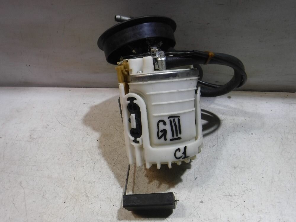 Насос топливный VW Golf III 1H0919051Q