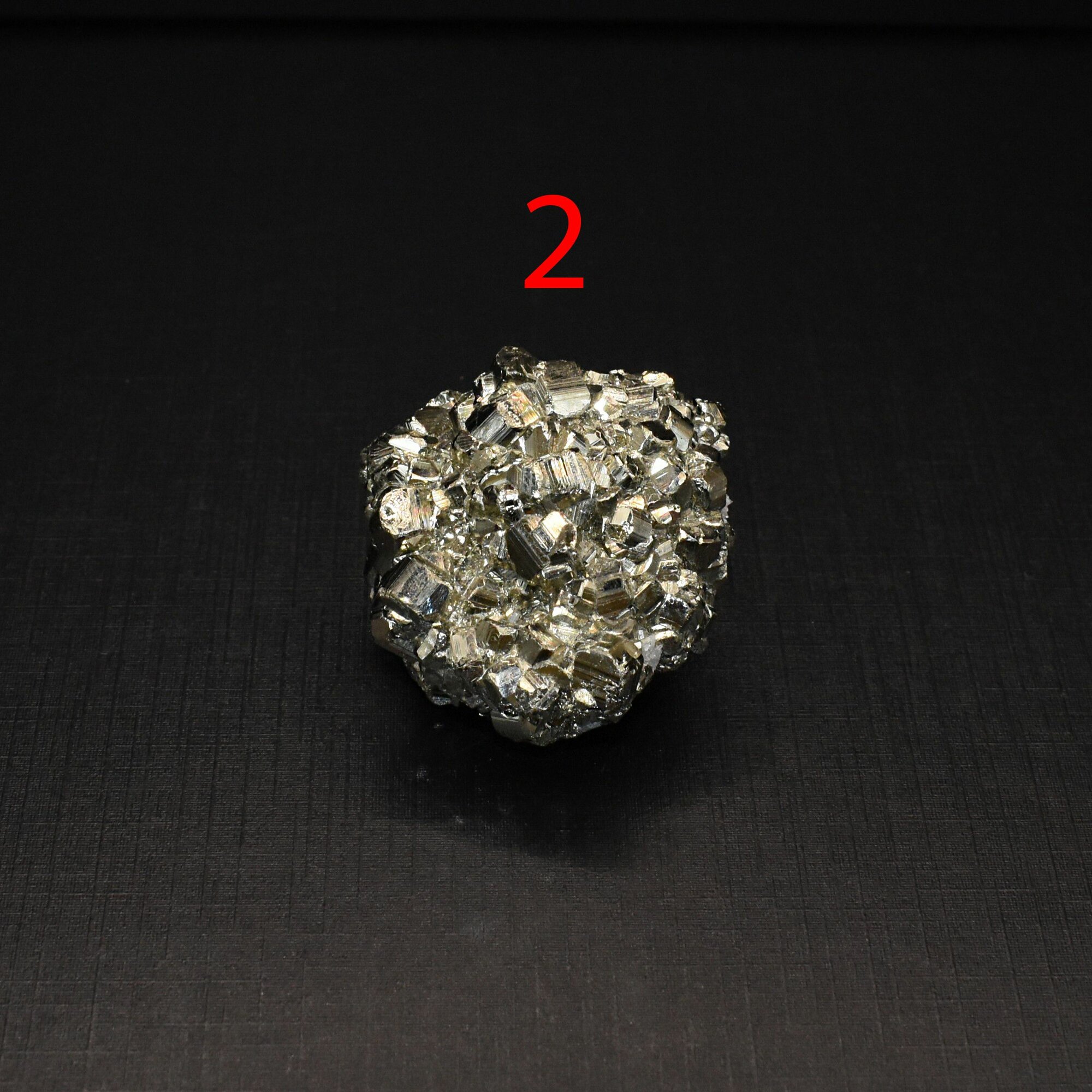 Пирит додекаэдр сросток кристаллов 95.20 г, Перу