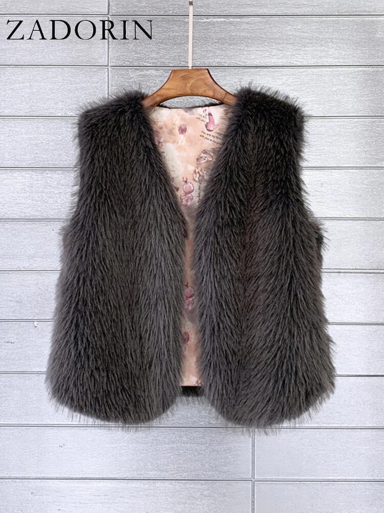 Жилет спортивный