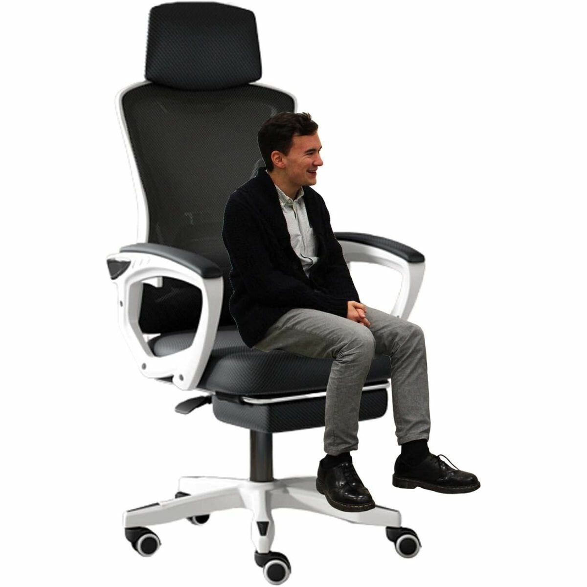 Эргономичное офисное кресло