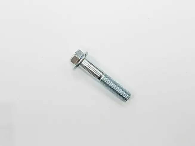 Болт M8x40 крепления вилки BSE Z2, J1/J2