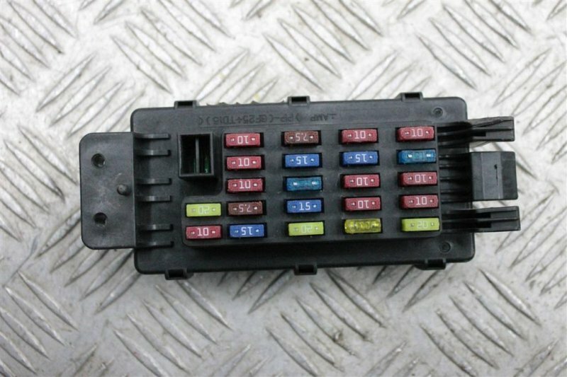 Б/У Блок предохранителей Chery M11 A3 / Чери M11 A3 1.6 SQR481F 119Л.С 2010