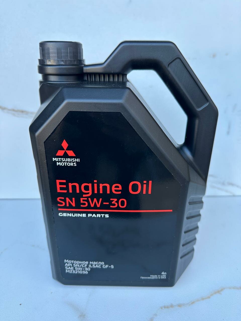 Синтетическое моторное масло Mitsubishi 5W-30 SN/CF, 4 л, 1 шт.