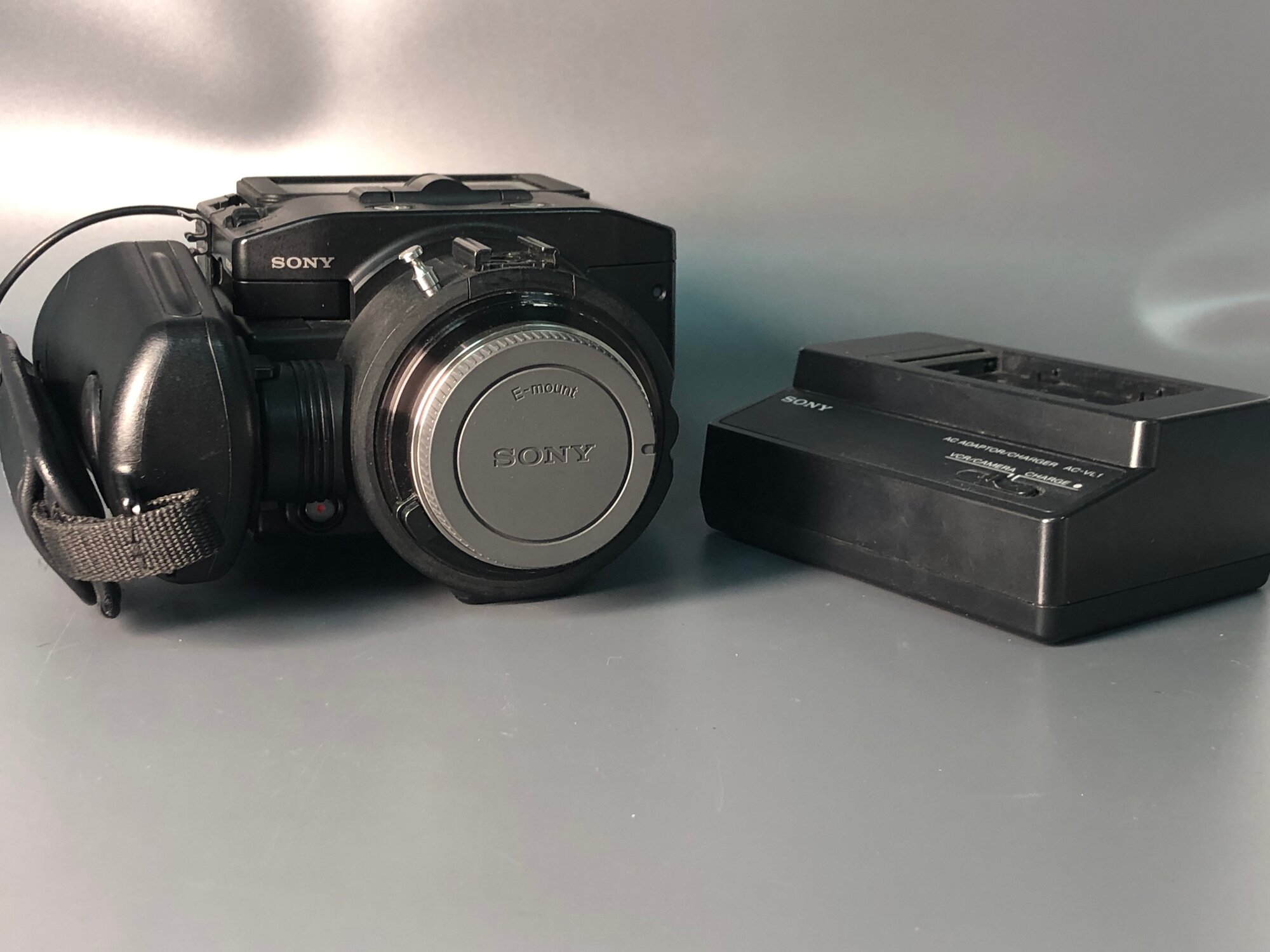 Sony NEX-FS100U