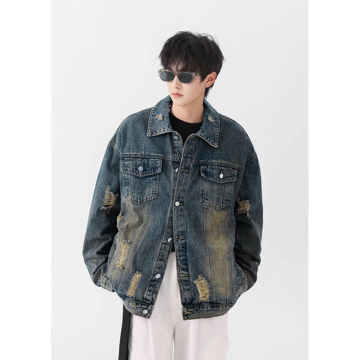 Куртка джинсовая