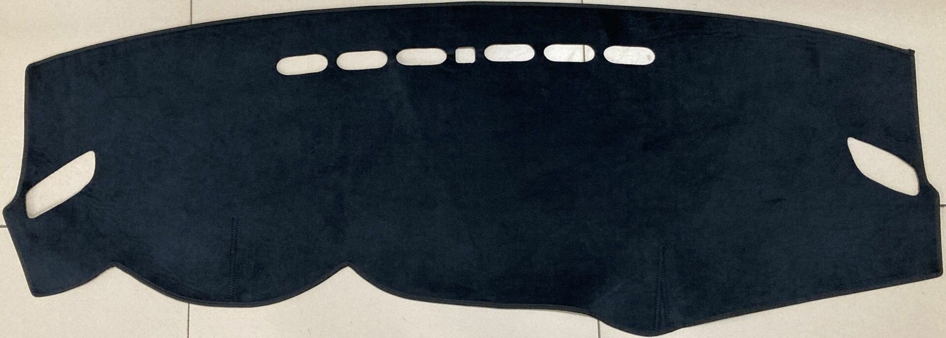 Накидка на приборную панель