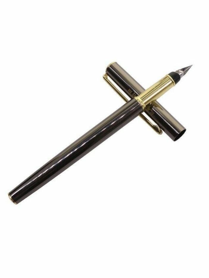 Перьевая ручка 696 в металлическом корпусе. Перо открытое EF (0.38 мм), Китай. Заправка поршнем.