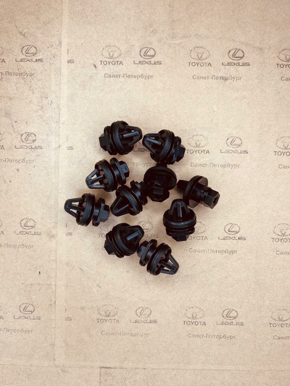 3AA868243A Клипсы обшивки дверных карт Volkswagen/Skoda