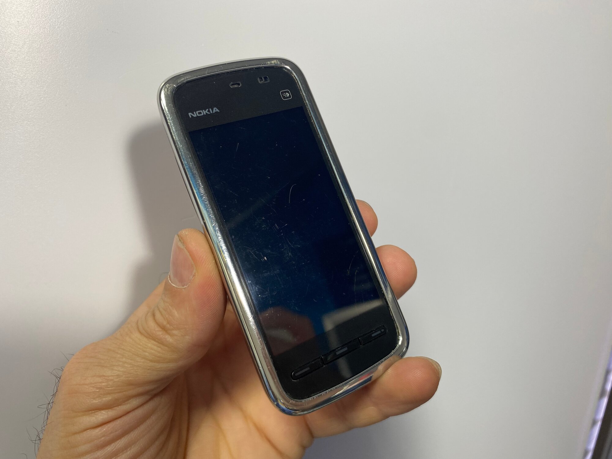 Nokia 5230 Оригинал Ретро Тапик состояние Бомба, Retro Mania точно сможет дать вам настольгию.