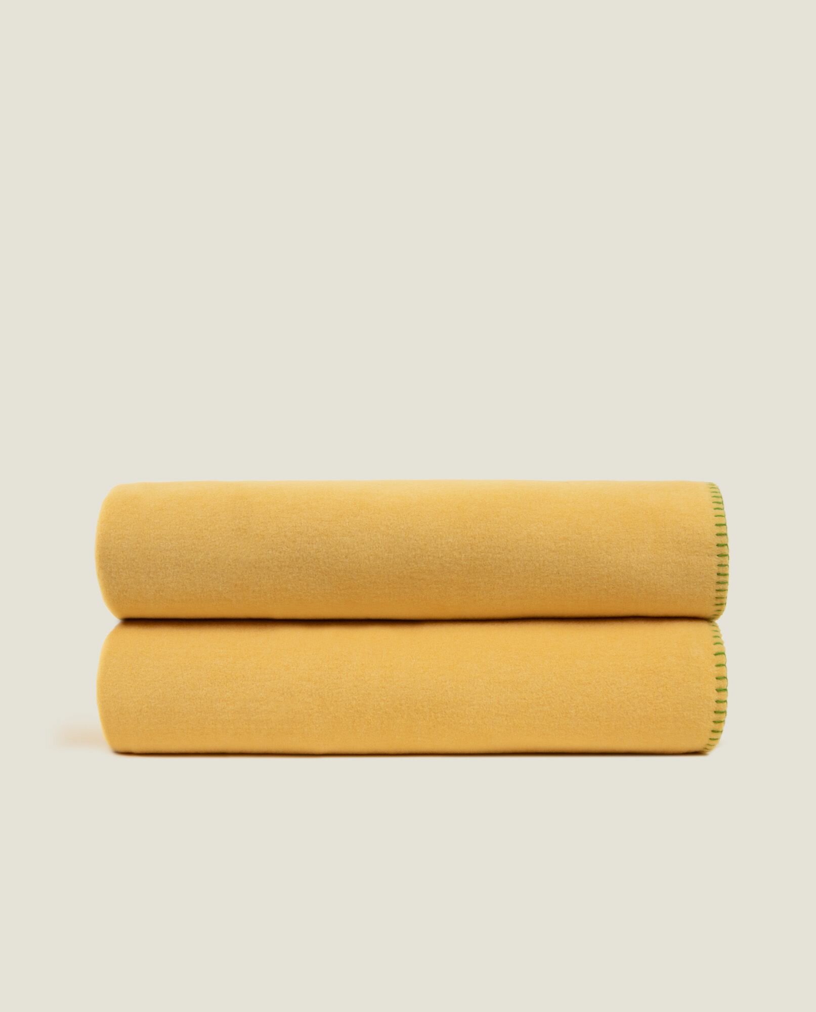 Плед Frati SOFT VISCOSE SENAPE желтый 160x200 вискоза 30% полиэстер 70%, 510г