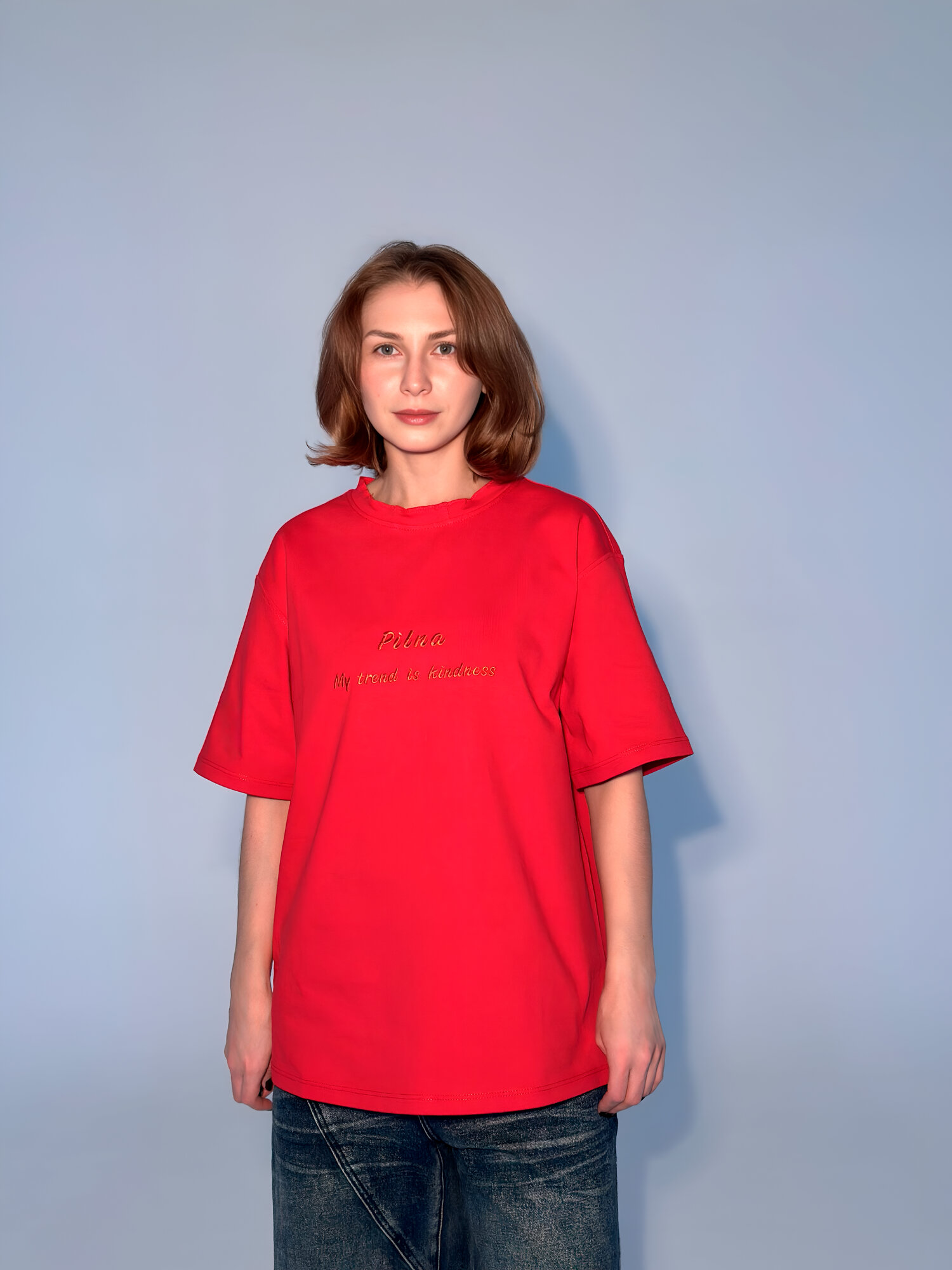 Футболка Pilna "My trend is kindness", с вышивкой, хлопок 100%, оверсайз, красная