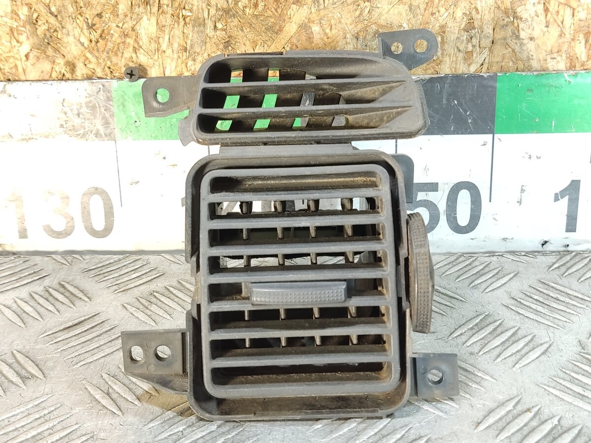 Дефлектор воздушный HONDA Civic 2001-2005 77630S6DE01ZA