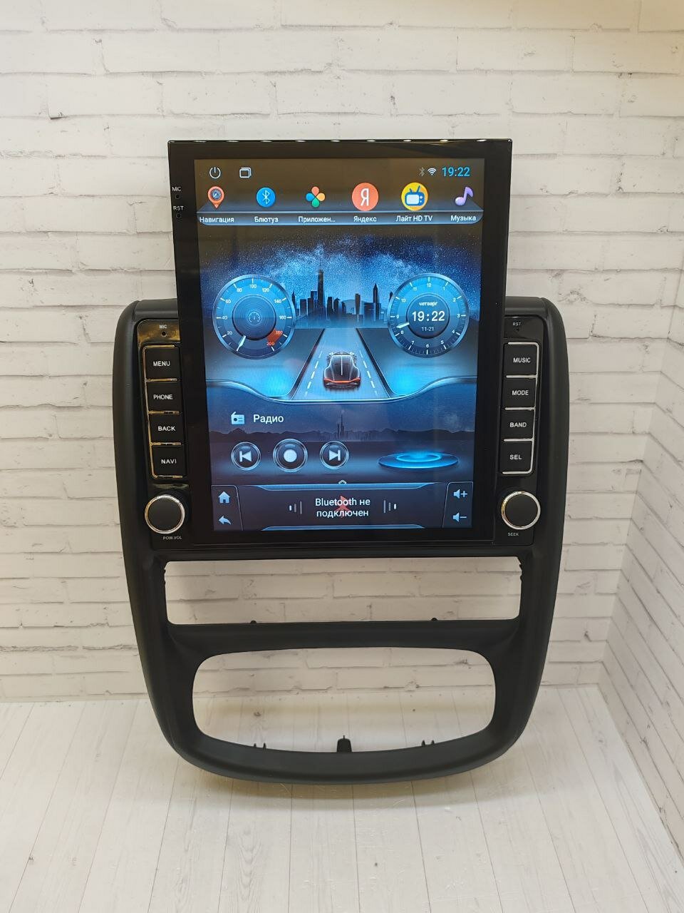 Магнитола андроид Tesla для Renault Duster 2010-15 год/ 8-ядер/4+64гб/sim-карта/Android-Auto/CarPlay