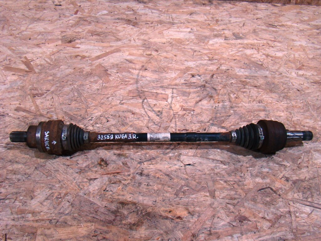 Ford Kuga 1 Полуось задняя 1565594