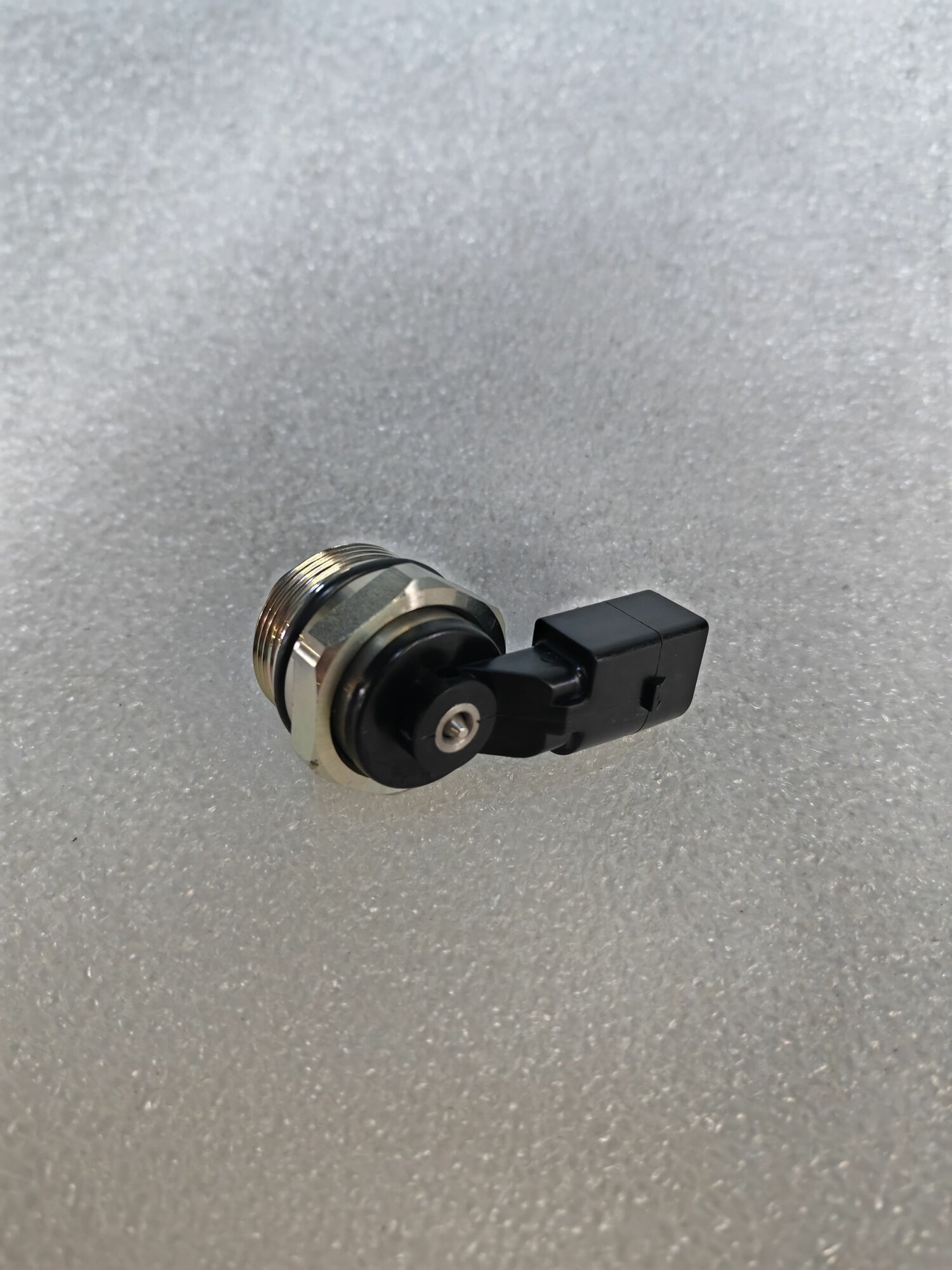 Клапан электромагнитный ТНВД