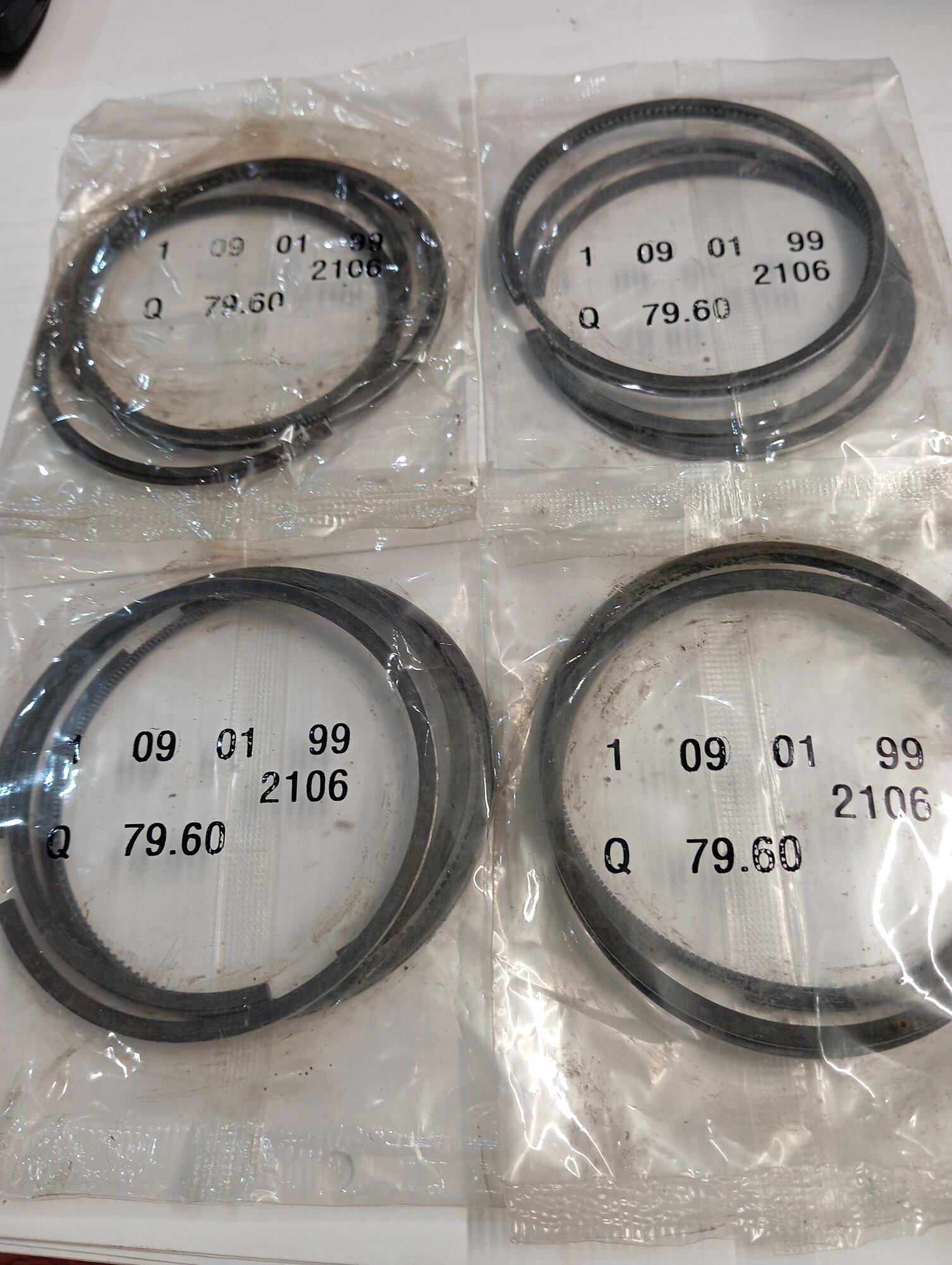 Комплект поршневых колец 79.6 ремонтный на двигатель ваз2106-2103-08-081. Автоваз Тольятти.