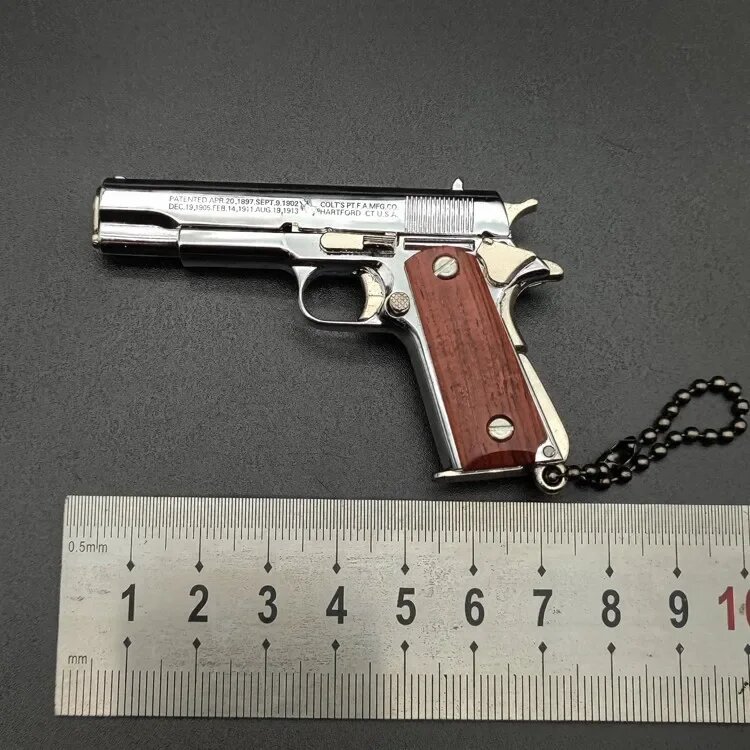 Металлическая модель пистолета Beretta 92F 1:3 M1911 wooden handle