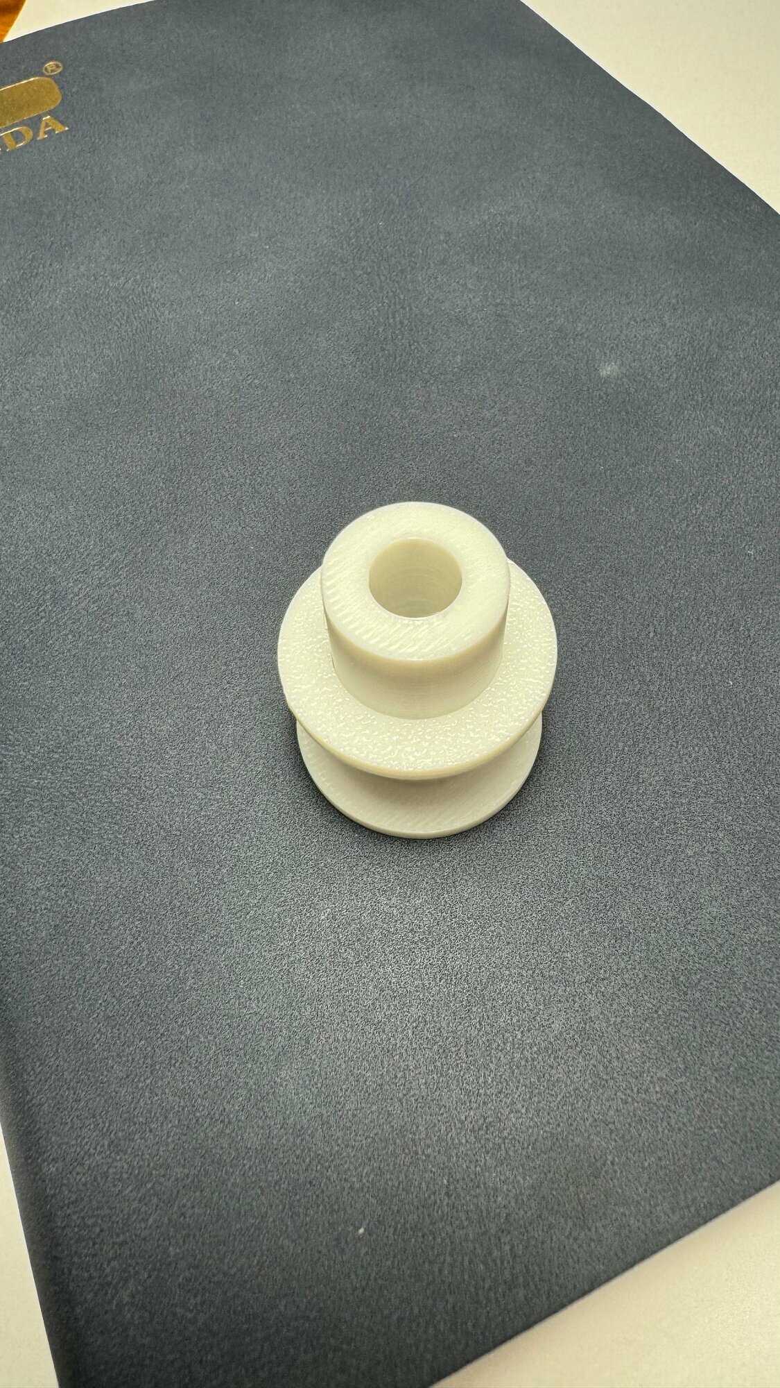 Втулка рычага КПП LADA (ВАЗ) Приора, 26х26х28 мм, белая, 1 шт