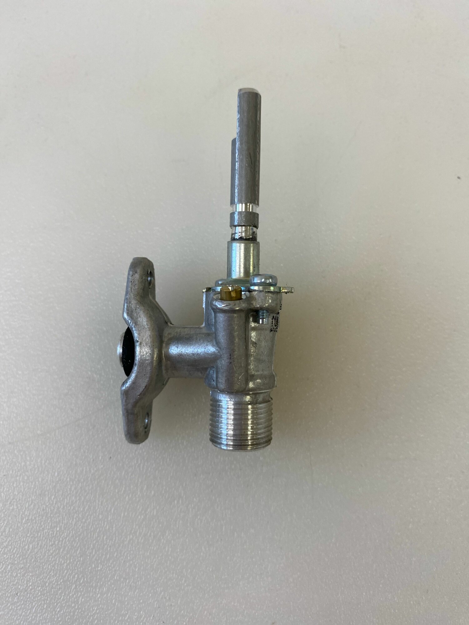 Газовый кран большой конф, для газовой плиты Deluxe 504032г(кр)ЧР-010