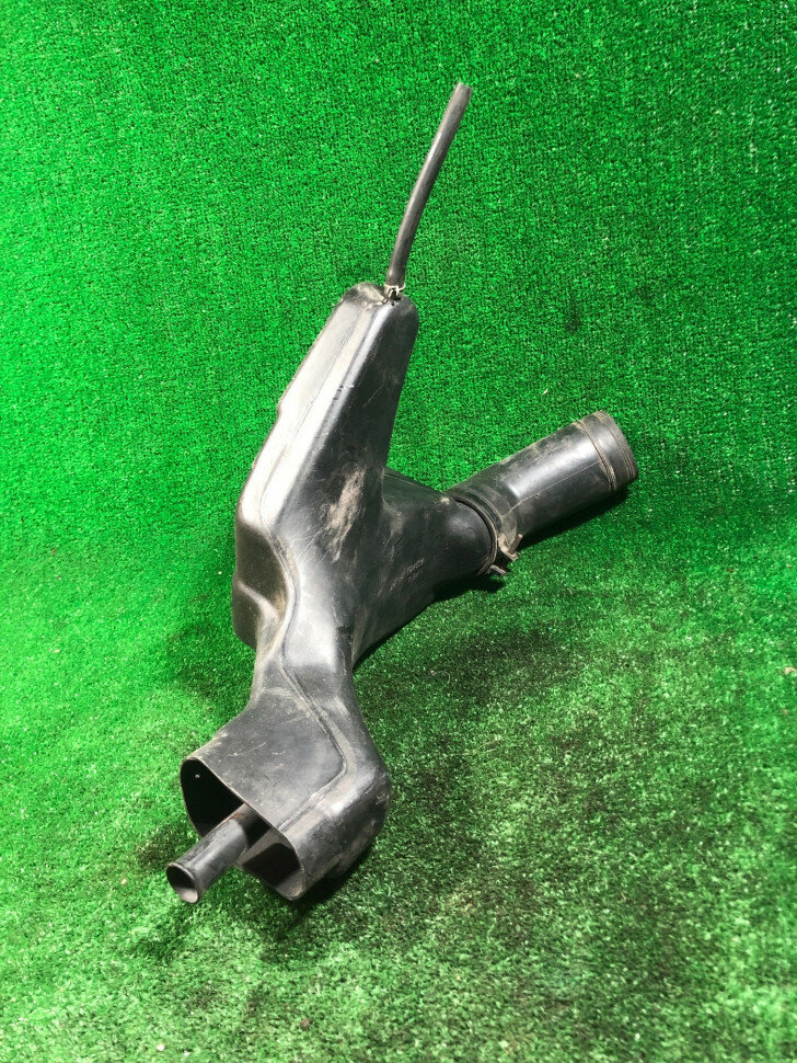 Воздуховод левый Kawasaki ZZR 400 Оригинал