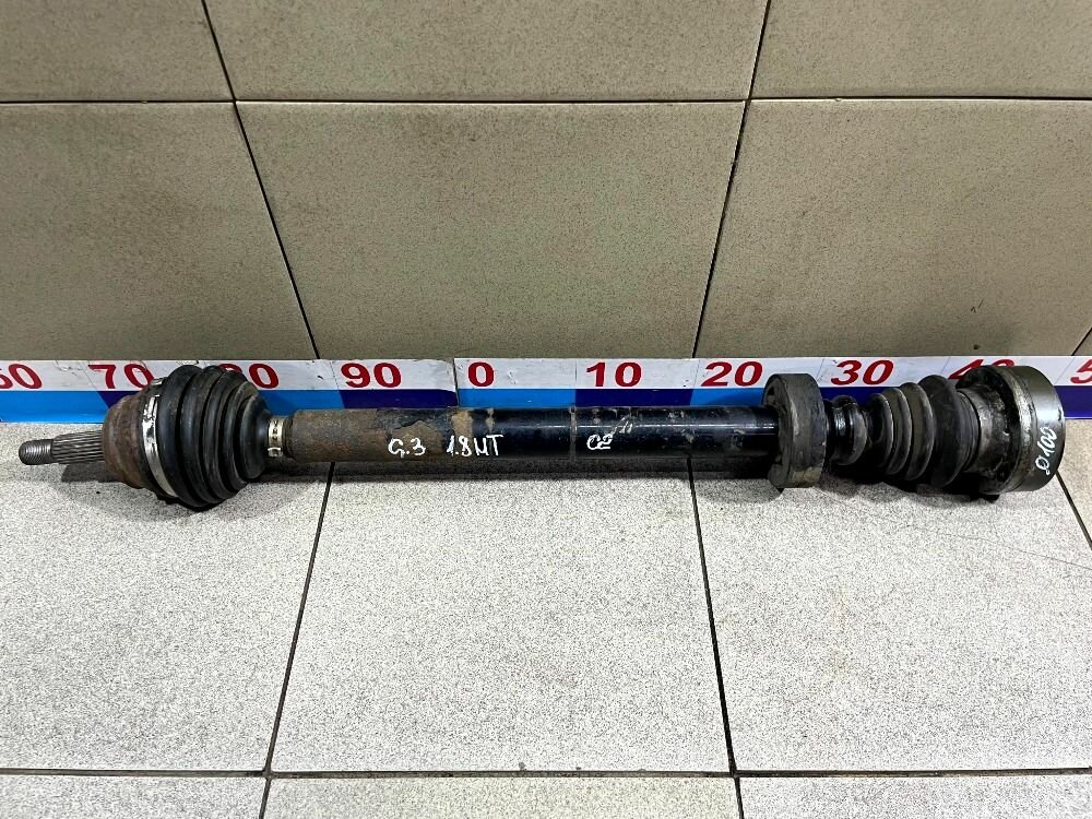 Полуось передняя правая VW Golf III