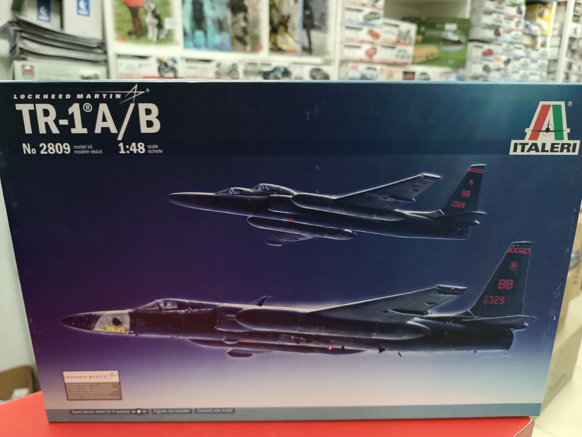 2809ИТ Самолет LOCKHEED TR-1A/B Сборная модель самолета в масштабе 1:48 italeri