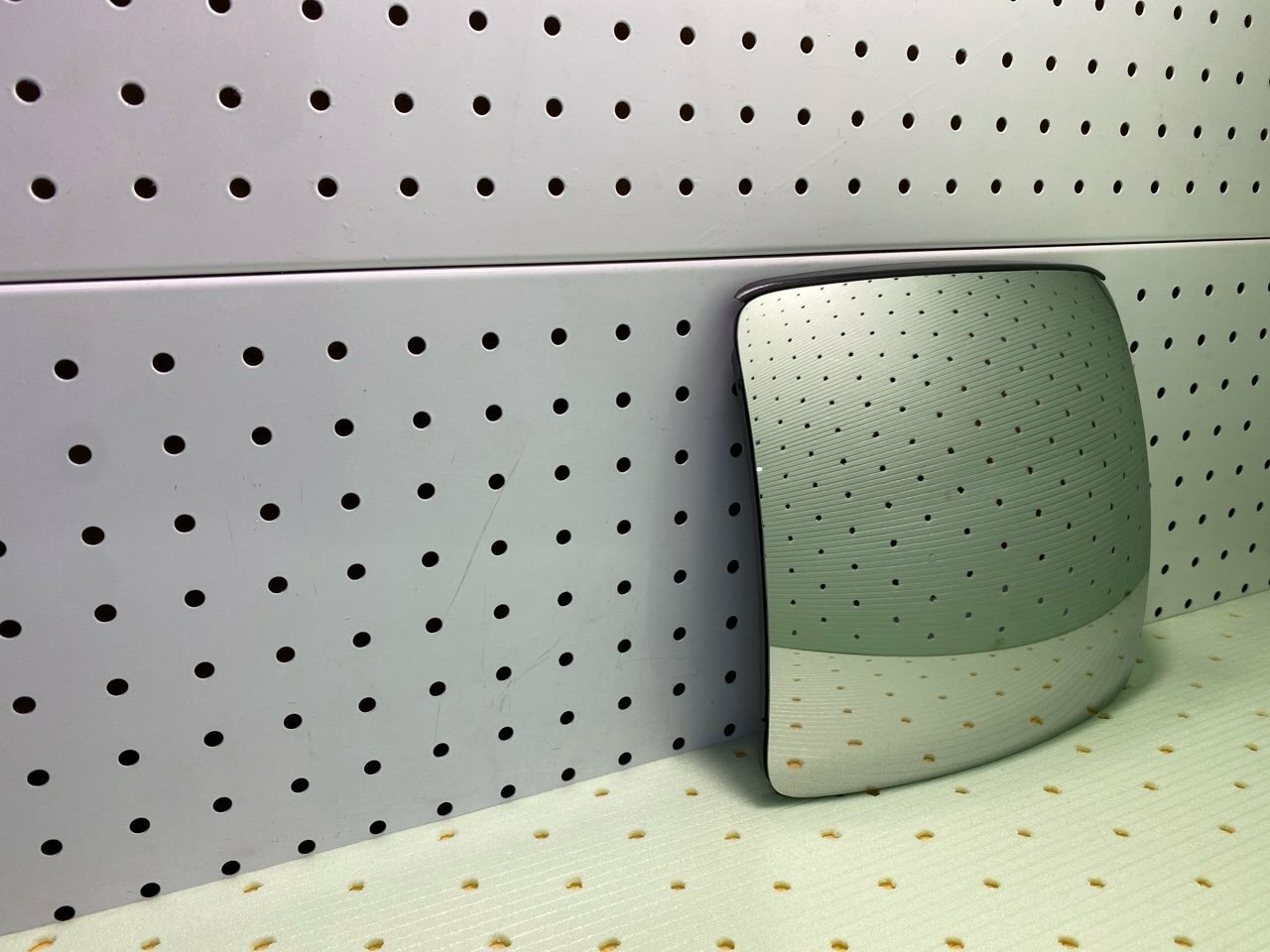 Стекло зеркала малое нижнее вольво ФШ4 ФШ5 (Volvo) с подогревом панорамное правое /левое