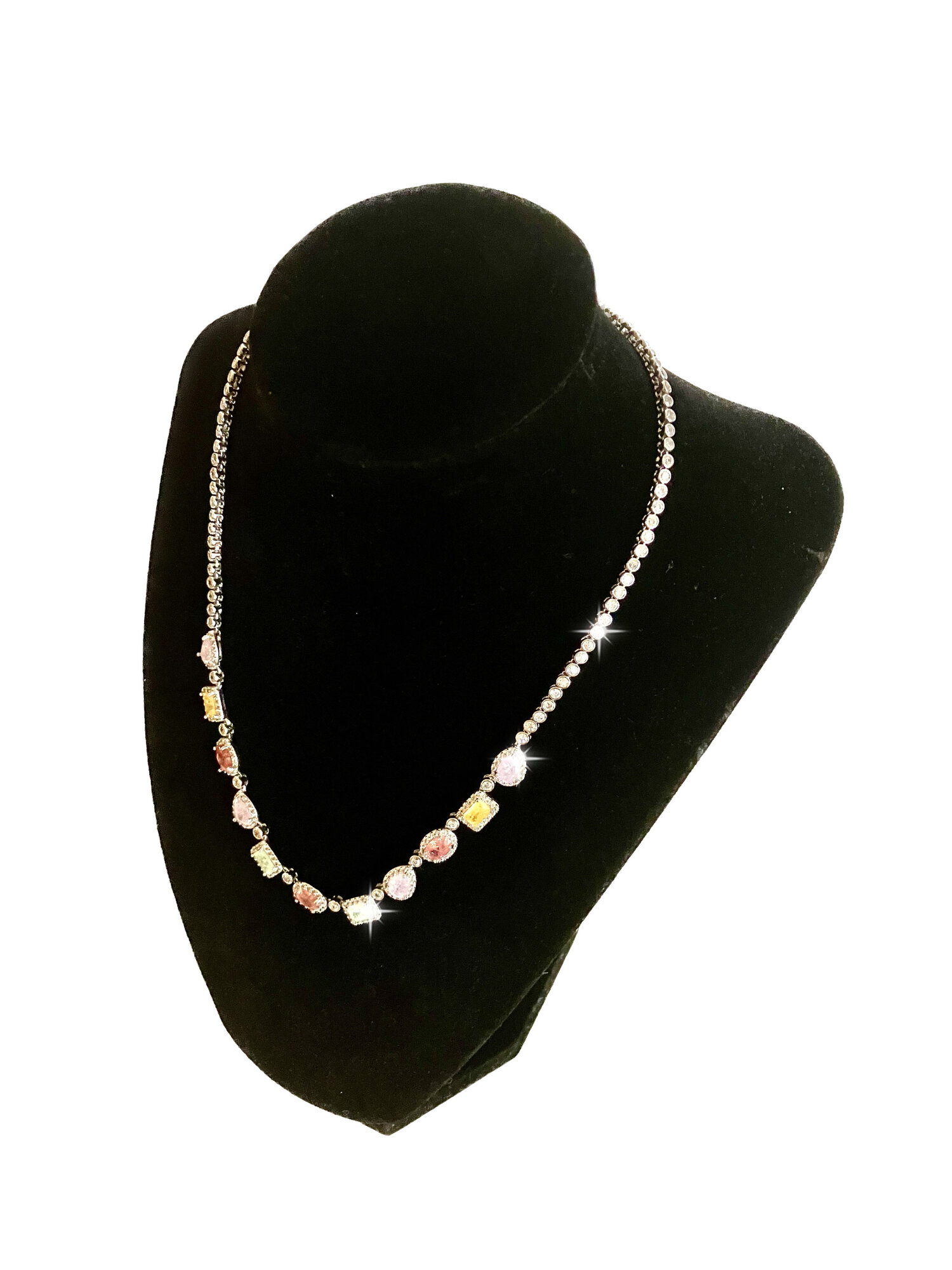 Колье, циркон