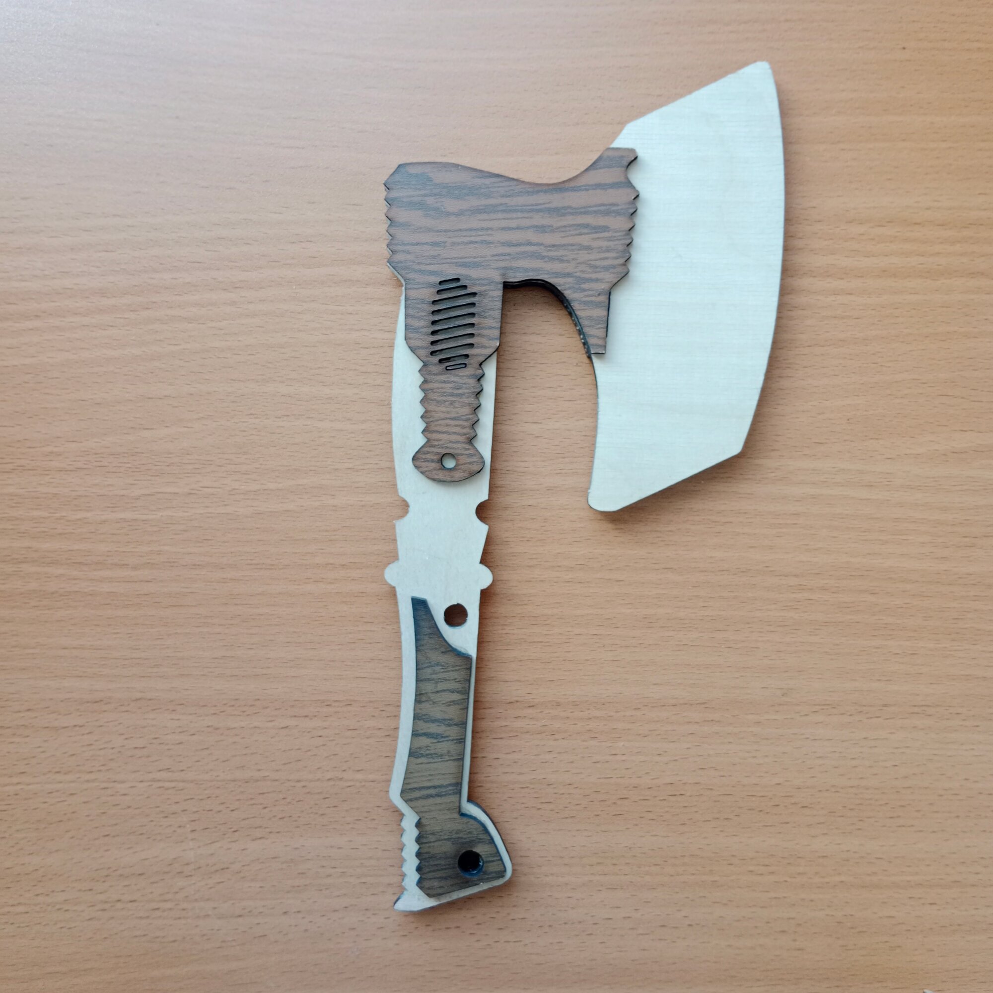 Топорик деревянный детский 27см.