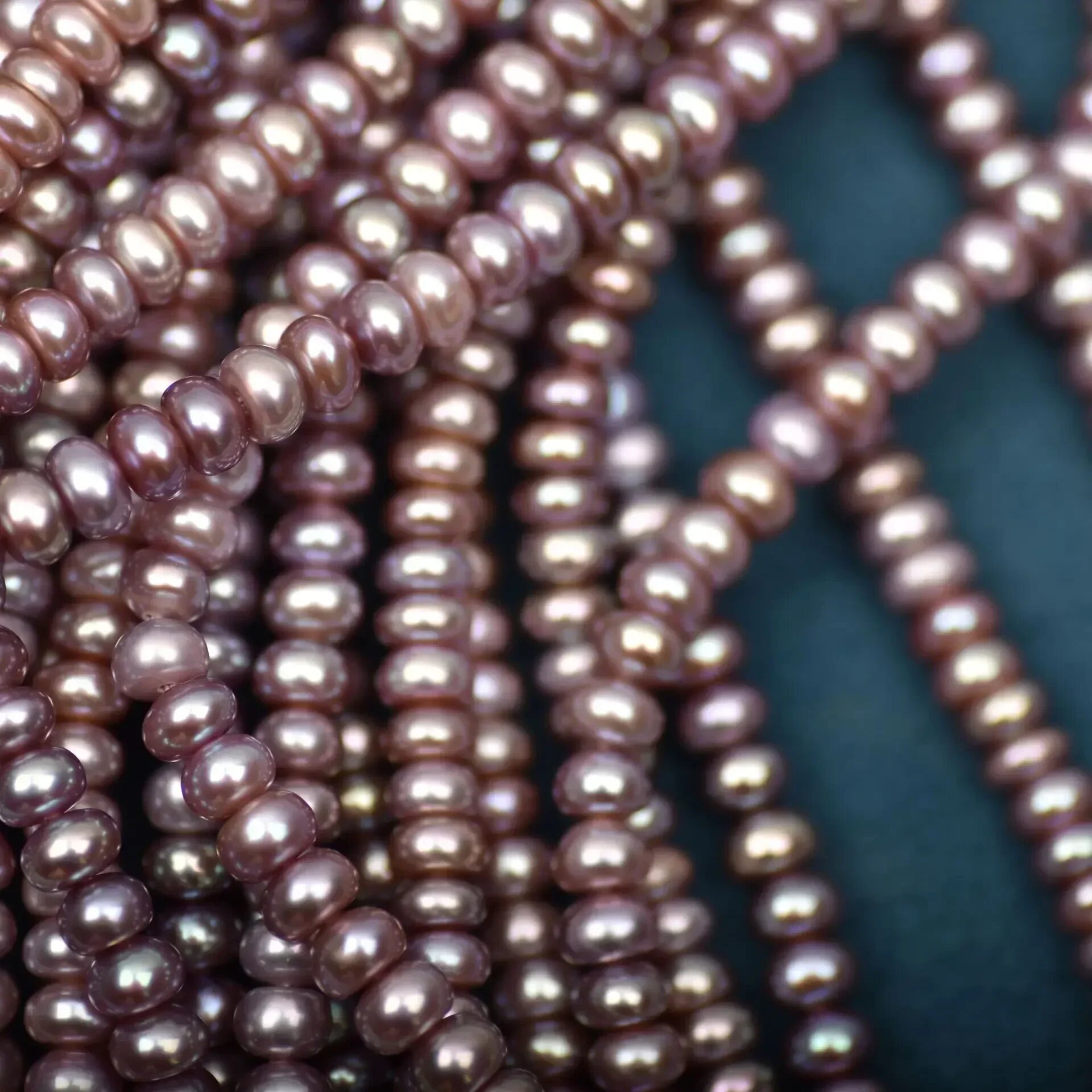 Пресноводные белые фиолетовые жемчужины 5-6 мм лавандовый