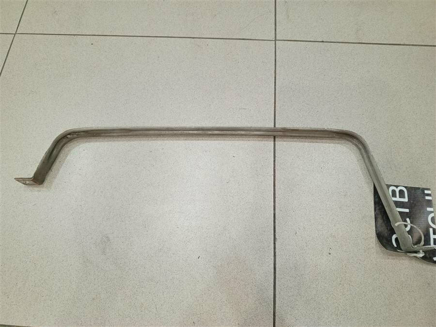 Лента крепления бензобака от Toyota Camry XV70 2017>