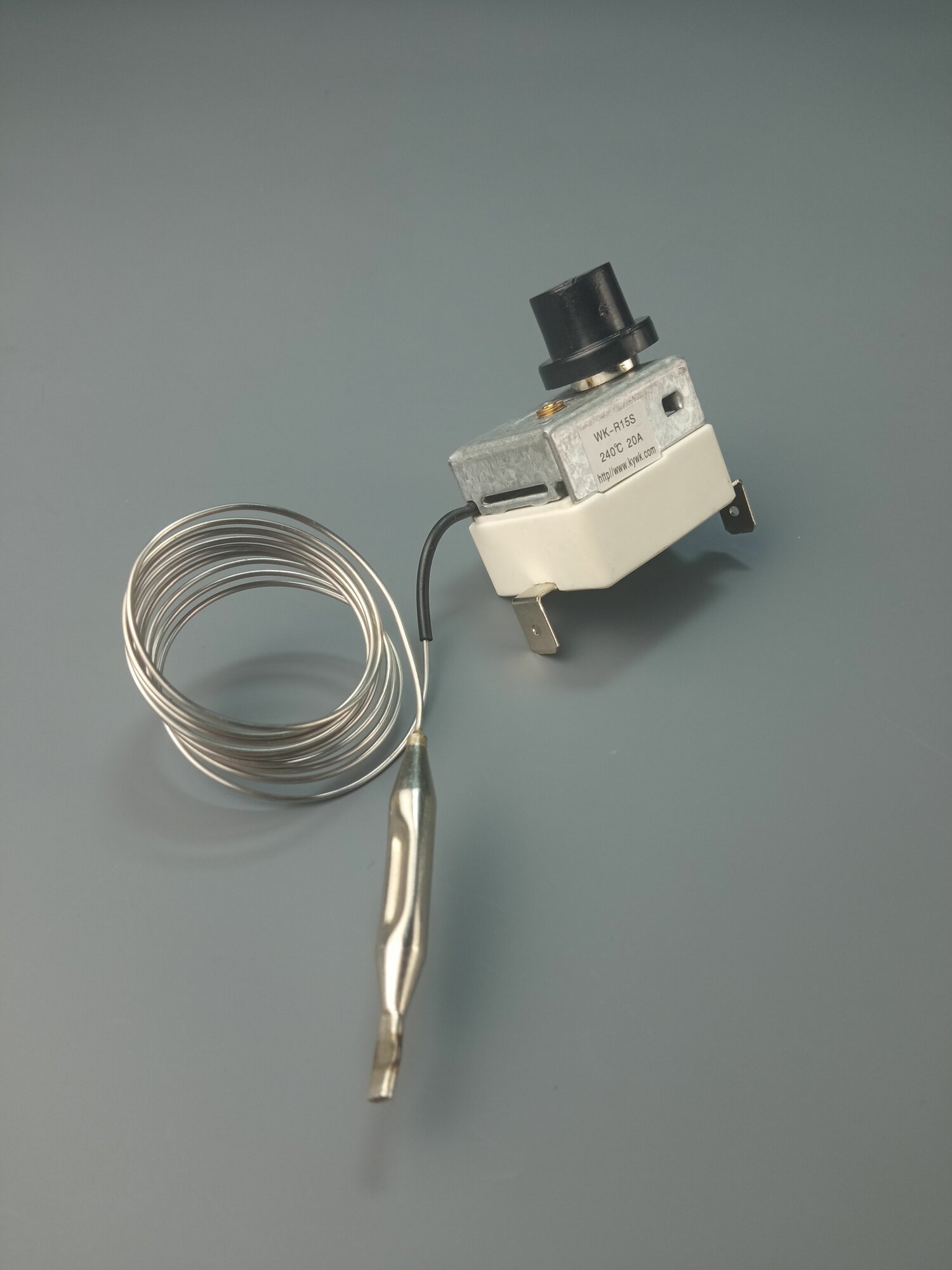 Термостат капиллярный (ограничитель) до 240С WK-R15S 20A/250V L-800 мм